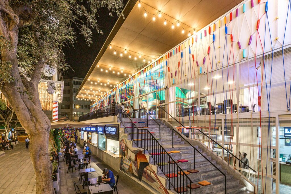 MERCADO GASTRONÓMICO SAN RAMÓN - ♻️ Arquitectura sustentable